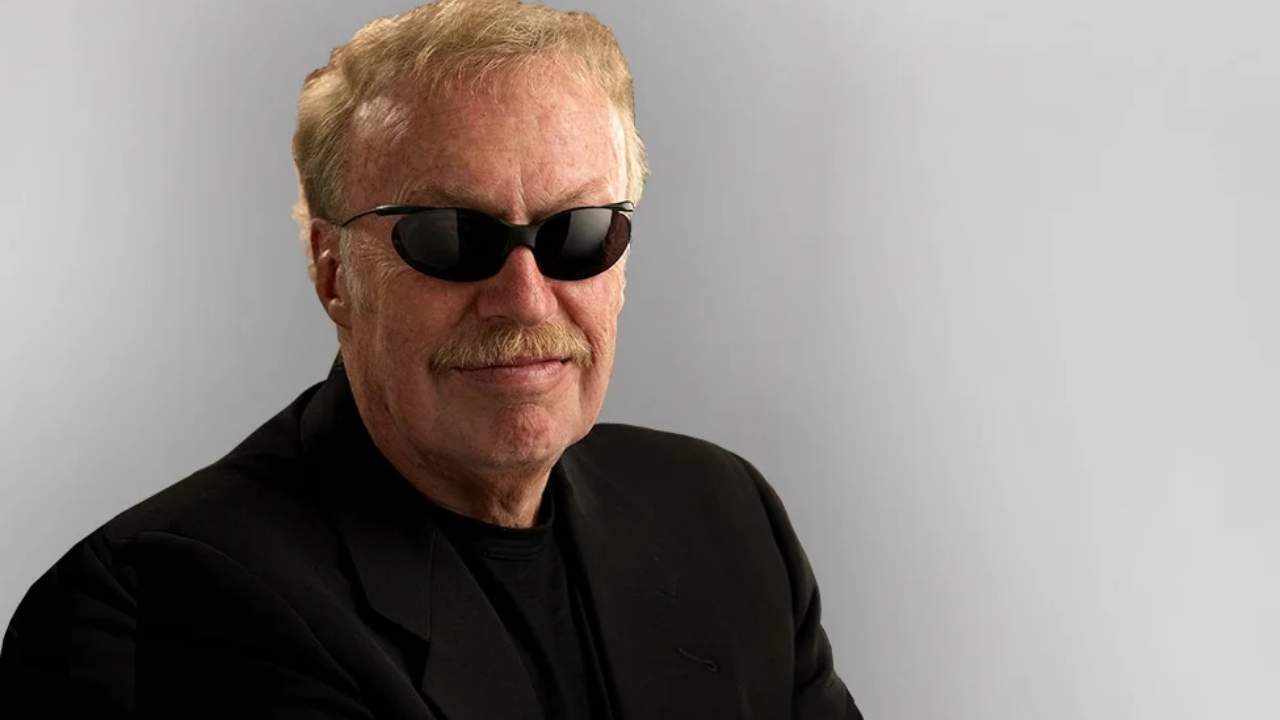 Phil Knight: The Visionary Behind Nike’s Global Empire